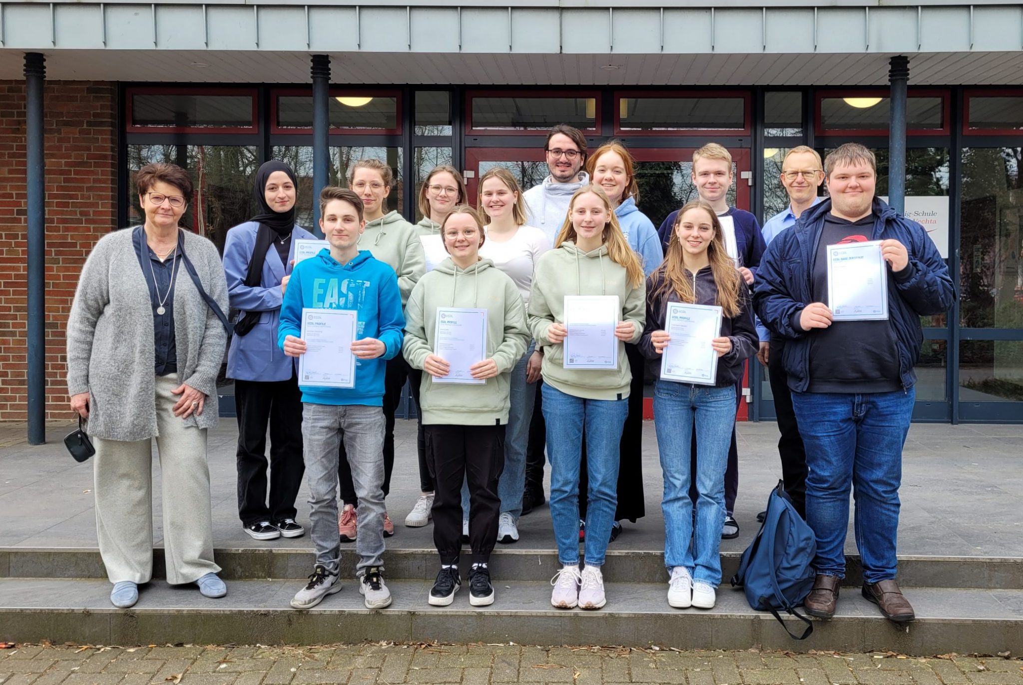 ICDL-Zertifikate an Schüler der Justus-von-Liebig-Schule ausgehändigt – Justus-von-Liebig-Schule